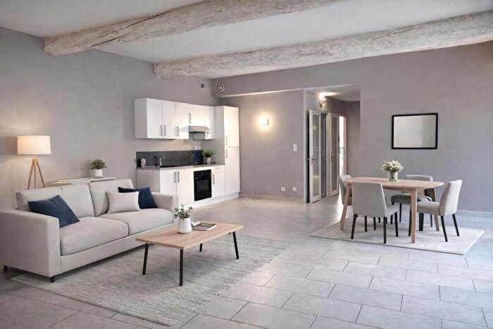 Appartement à vendre - Lambesc - 3 pièces - 2 chambres