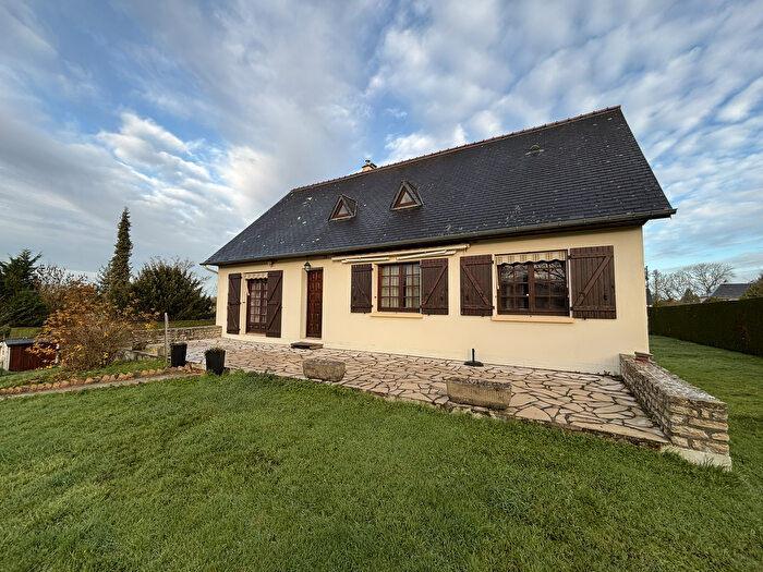 Maison 6 pièces à Monceaux-en-Bessin, à vendre
