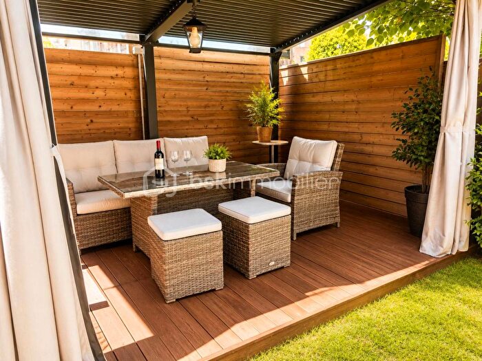 Maison 7 pièces à vendre à Agen, Rocher de Saint-Esprit, Hôpital