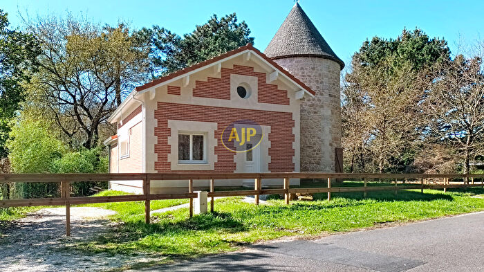 Maison à vendre - Talais - 5 pièces - 4 chambres