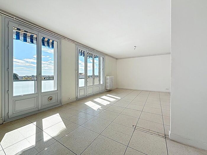 Appartement à louer - Montpellier, La Chamberte - 4 pièces - 3 chambres