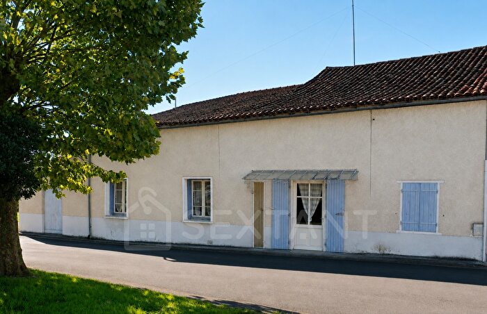 Maison 6 pièces à Rouillac, à vendre