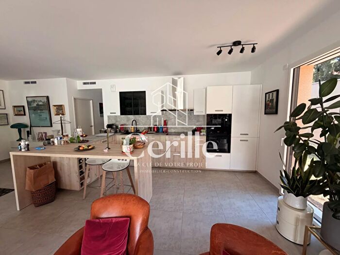Appartement 4 pièces à vendre à Aix-en-Provence, Saint-Donat, Les Platanes