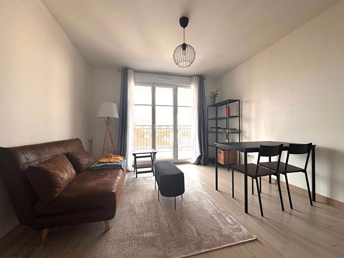 Appartement à louer - Souvenir Francais, La Garenne-Colombes - 2 pièces - 1 chambre