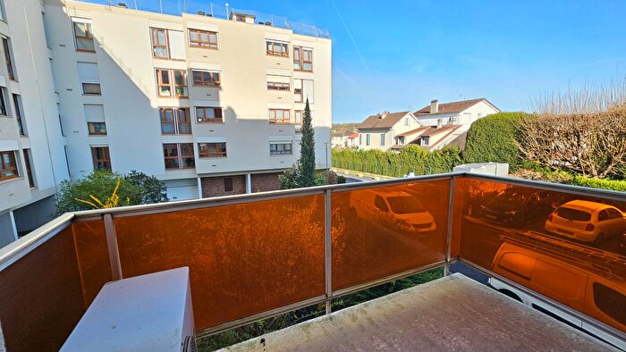 Appartement à vendre - Melun, Rive de Seine, Sud - 3 pièces - 2 chambres