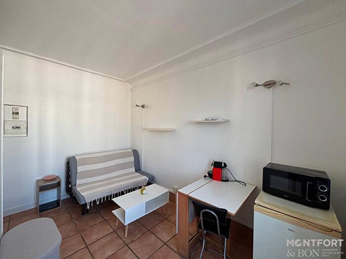 Appartement à louer - Auteuil Sud, Paris ème arrondissement - 1 pièce