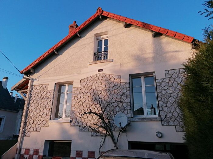 Maison 4 pièces à Orléans, Soleil Levant, Champ de Mars, à louer