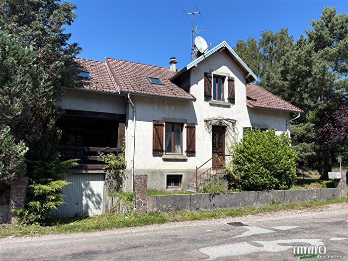 Maison à vendre - Saulxures-sur-Moselotte - 7 pièces - 4 chambres
