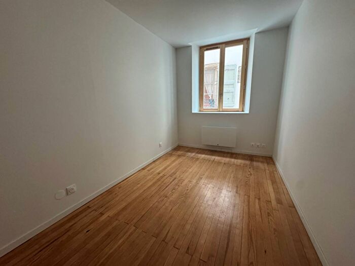 Appartement à louer - Centre Historique, Le Puy-en-Velay - 2 pièces - 1 chambre