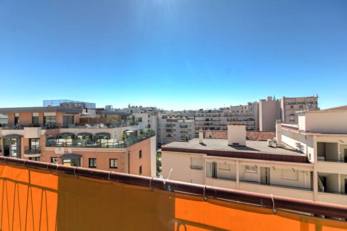 Appartement à vendre - Cannes, Centre-ville - 3 pièces - 2 chambres