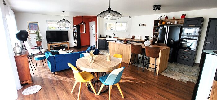 Saint-Julien-en-Born - Maison 4 pièces à vendre