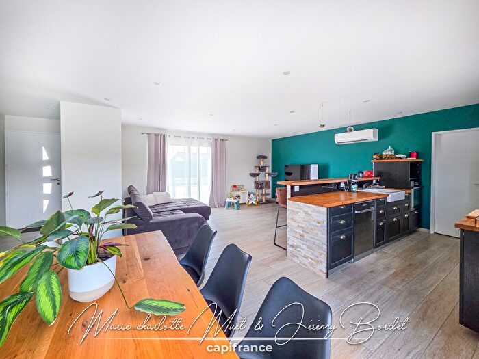 Maison 4 pièces à vendre à Chevroux