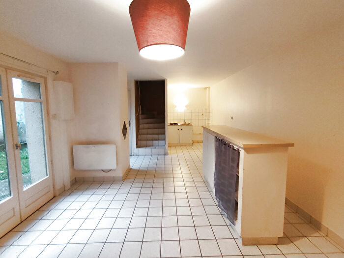 Appartement à louer - Saint-Pourçain-sur-Sioule - 2 pièces - 1 chambre