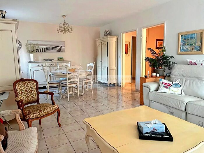 Appartement à vendre - Arles, Trébon - 4 pièces - 2 chambres