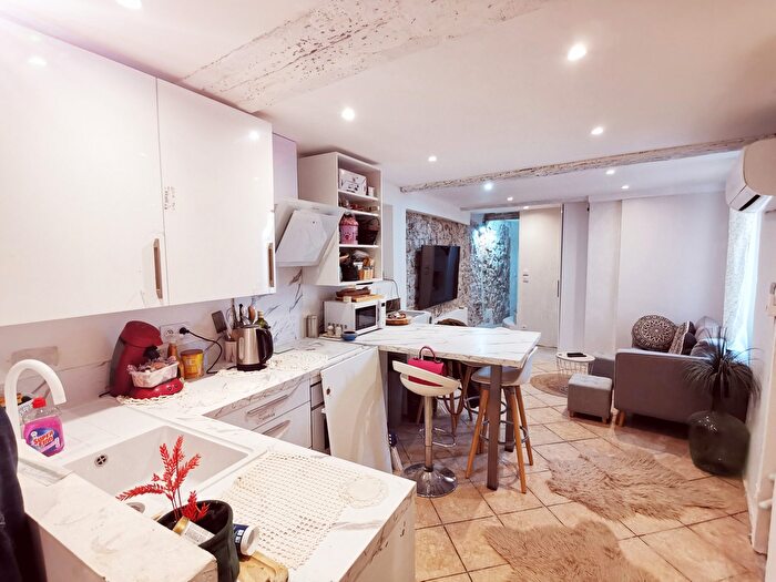 Appartement à vendre - Fréjus - 4 pièces - 3 chambres