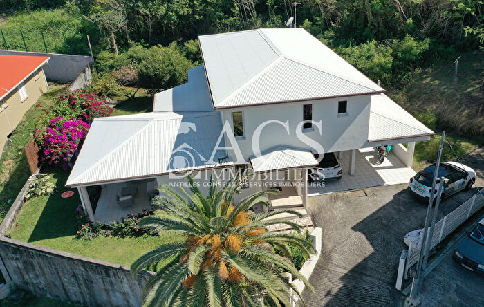Le Robert - Maison 4 pièces à louer