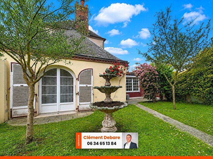 Bressuire, Centre-ville : Maison 8 pièces à vendre