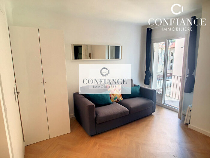 Appartement à louer - Nice, Le Port - 1 pièce