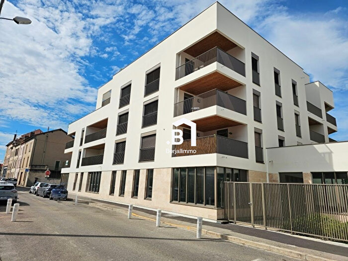Appartement à vendre - Bourgoin-Jallieu, Centre-ville, Pont Saint-Michel - 3 pièces - 2 chambres