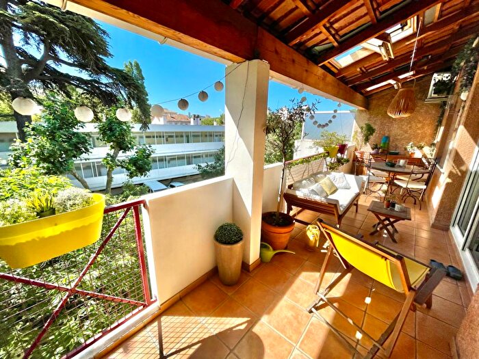 Appartement à vendre - Marseille e , Saint-Tronc - 4 pièces - 3 chambres