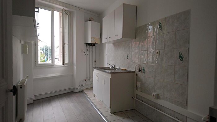 Appartement à louer - Saint-Chamond - 2 pièces - 1 chambre