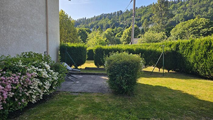 Rochesson : Appartement à louer