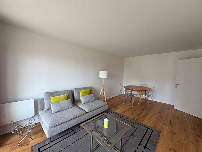 Rosiers-Lorieux, Puteaux - Appartement 2 pièces à louer