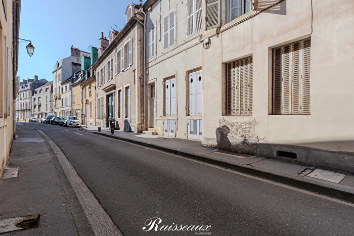 Appartement à vendre - Dijon, Centre-ville - 2 pièces - 1 chambre