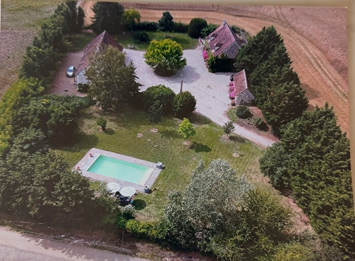 Chalais - Maison 10 pièces à vendre