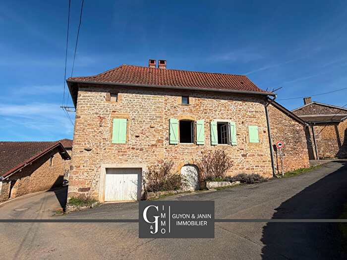 Berzé-la-Ville : Maison 10 pièces à vendre