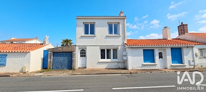 Beauvoir-sur-Mer : Maison 5 pièces à vendre