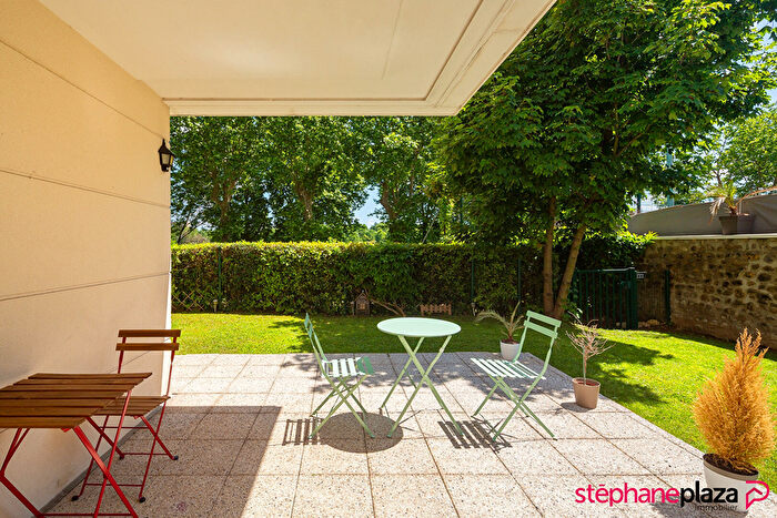 Appartement à vendre - Colombes, Centre-ville - 4 pièces - 3 chambres