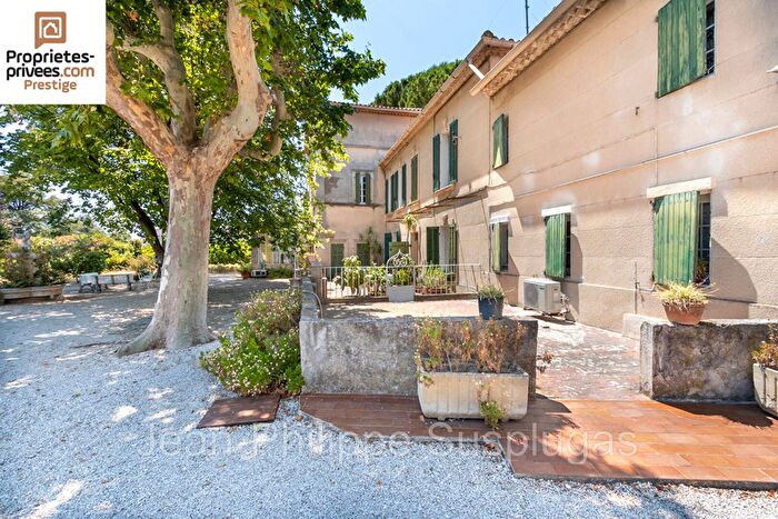 Maison 16 pièces à Saint-Cyr-sur-Mer, Gare, La Miolane, Bel-Air, à vendre