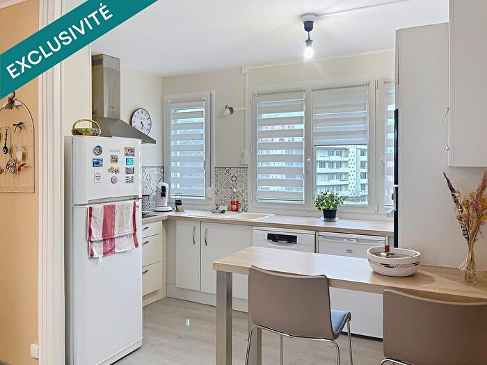 Appartement à vendre - Saint-Quentin, Europe, Rémicourt - 4 pièces - 2 chambres