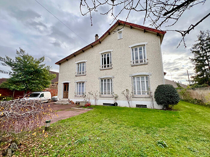 Maison à vendre - Conflans-Sainte-Honorine, Chennevières - 10 pièces - 7 chambres
