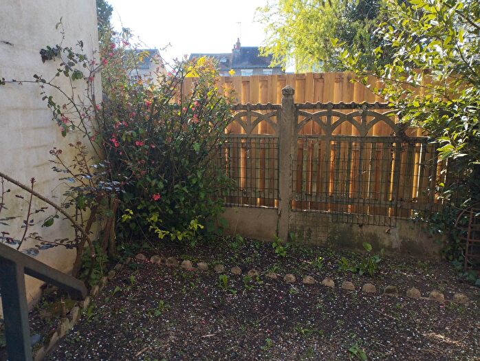 Tours, Rabelais, Tonnelle - Maison 3 pièces à vendre
