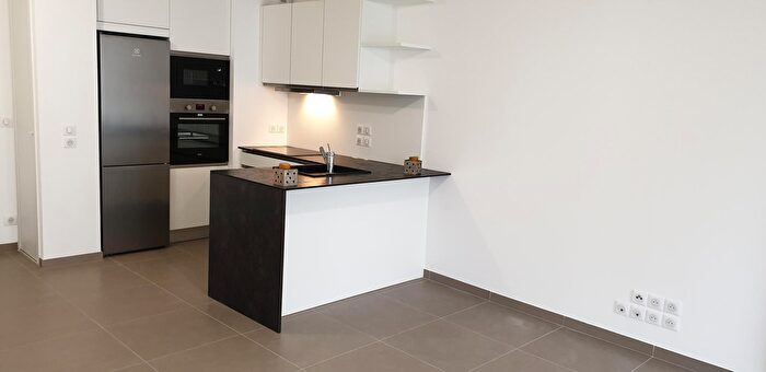 Appartement à louer - Ferney-Voltaire - 2 pièces - 1 chambre