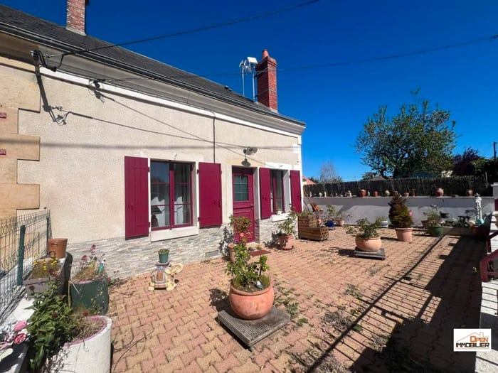 Maison 2 pièces à Châteaumeillant, à vendre