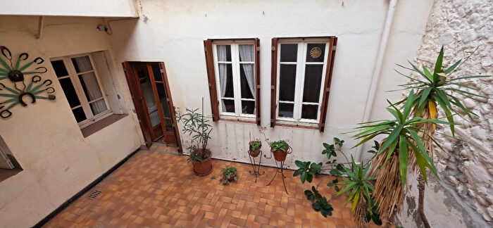 Maison à vendre - Perpignan, Saint-Assiscle - 7 pièces - 4 chambres