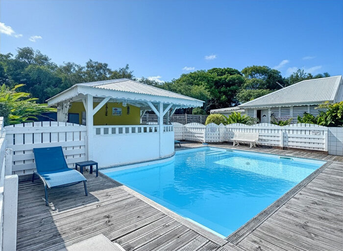 Maison 2 pièces à Saint-François, à vendre