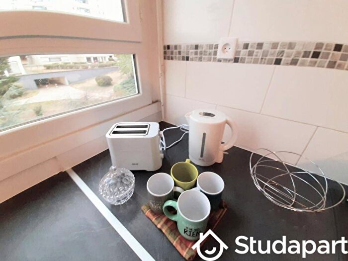 Appartement à louer - Marcouville, Pontoise - 1 pièce - 3 chambres