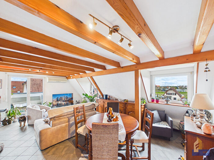 Appartement à vendre - Colmar, Saint-Vincent - 4 pièces - 3 chambres