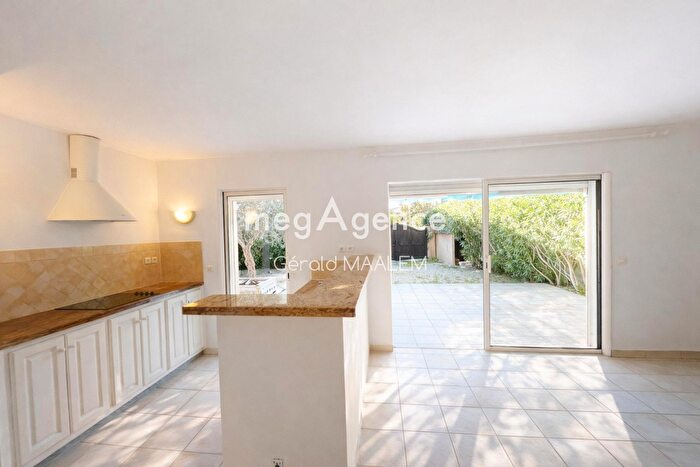 Appartement 3 pièces à vendre - Cogolin, Rialet, Colombier