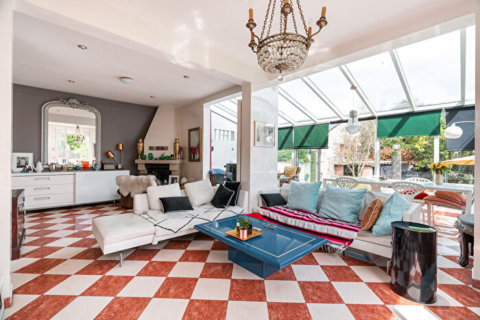 Maison à vendre - Colombes, La Petite Garenne - 4 pièces - 3 chambres