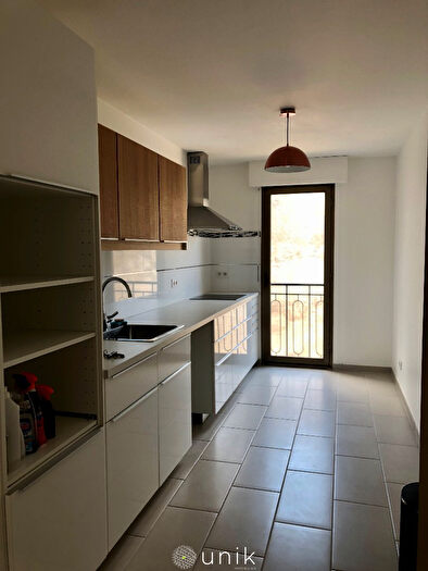 Montpellier, Gambetta : Appartement 4 pièces à louer