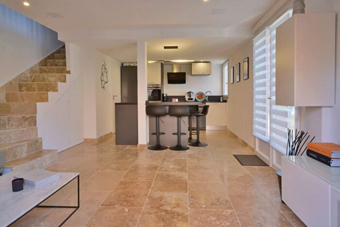 Maison à vendre - Grasse, Saint-Antoine, Aspres, Plascassier - 4 pièces - 3 chambres