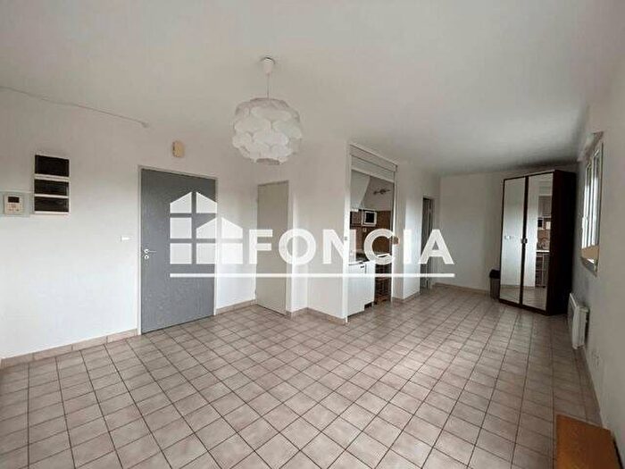 Appartement 1 pièce à louer - Bois dAmour-Porte de Paris-Courlancy, Reims