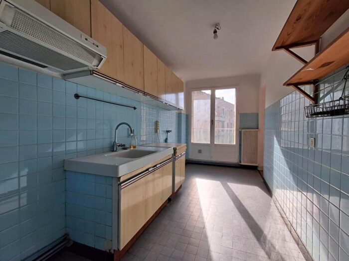 Appartement à louer - Marseille e , Hôtel de ville - 2 pièces - 1 chambre