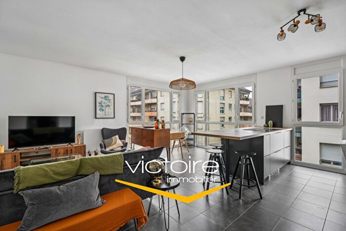 Appartement 3 pièces à Villeurbanne, Grand Clément, à louer