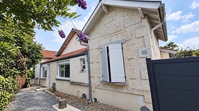 Lacanau, Lacanau ville, Centre-ville - Maison 4 pièces à vendre